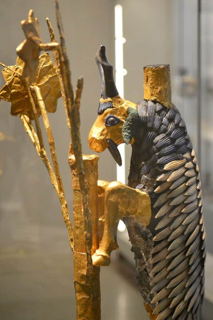 Sumerian Art - Explore the Important History of Sumer Art