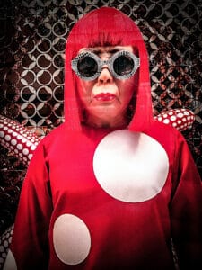 Yayoi Kusama - Discover the Famous Japanese Polka Dot Artist