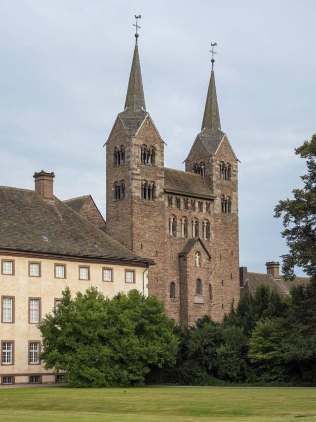 Medieval Architecture - The Characteristics of Medieval Buildings