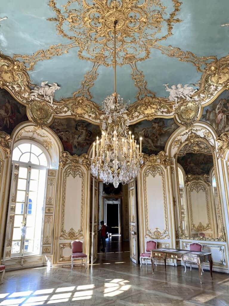 Rococo Art - The Romantic Drama of This French Art Period